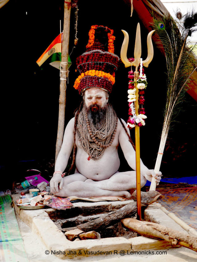 Naga Sadhus from the Himalayas, India - Le Monde The Poetic Travels